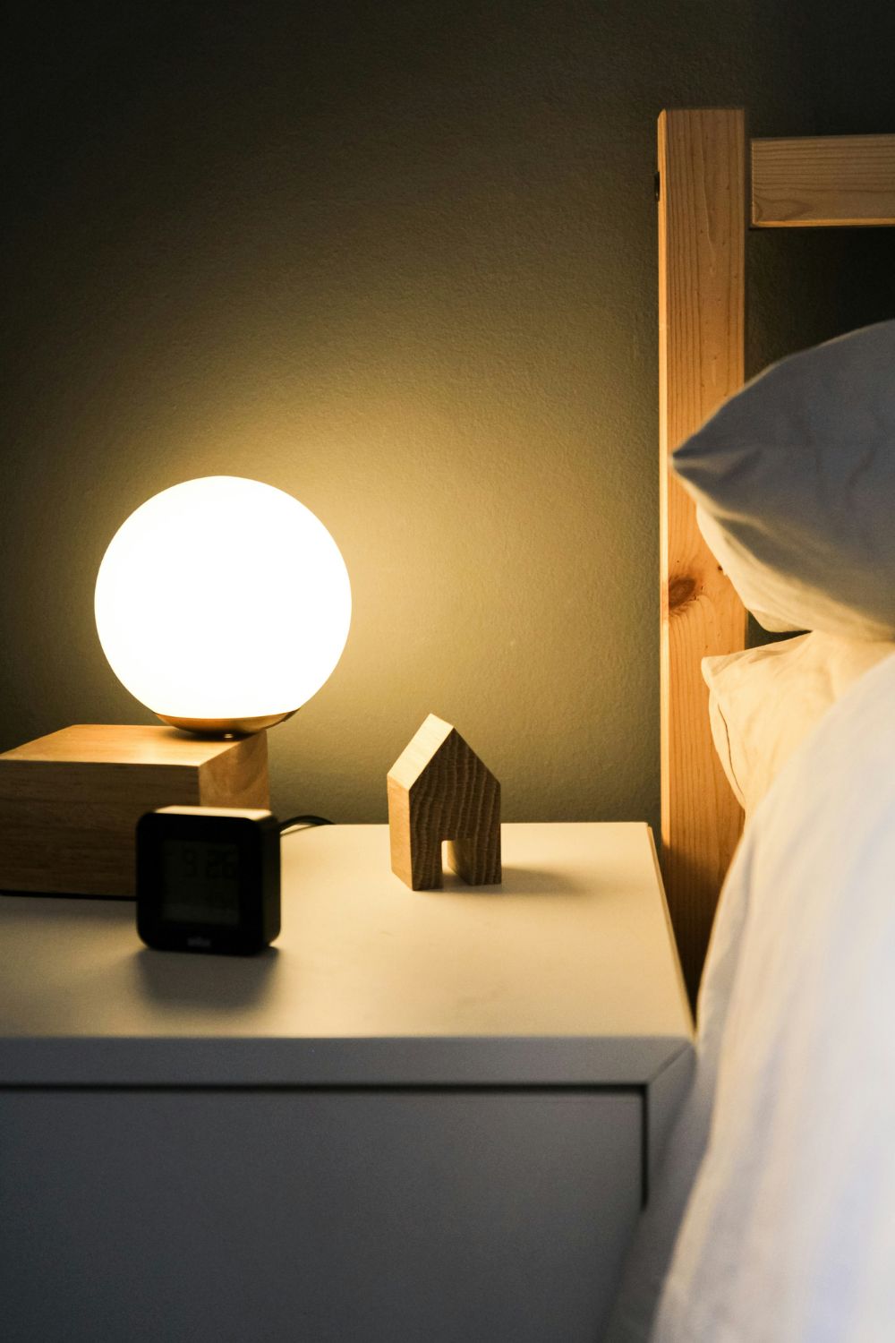 21 NIGHTSTAND DECOR IDEAS YOU MUST TRY! - thedecorhomer.com