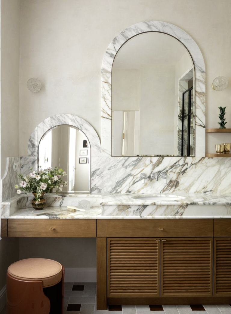 18 Small Bathroom Ideas That Look Gorgeous! - thedecorhomer.com