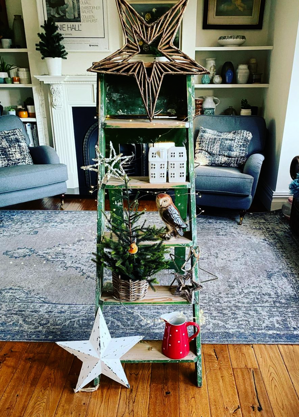 33 Festive DIY Christmas Ladder Ideas for a Unique Holiday Touch ...